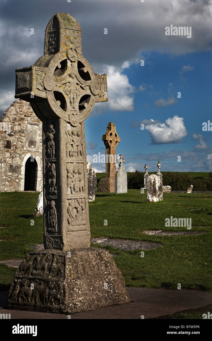 Clonmacnoise cross of the scriptures hi-res stock photography and ...