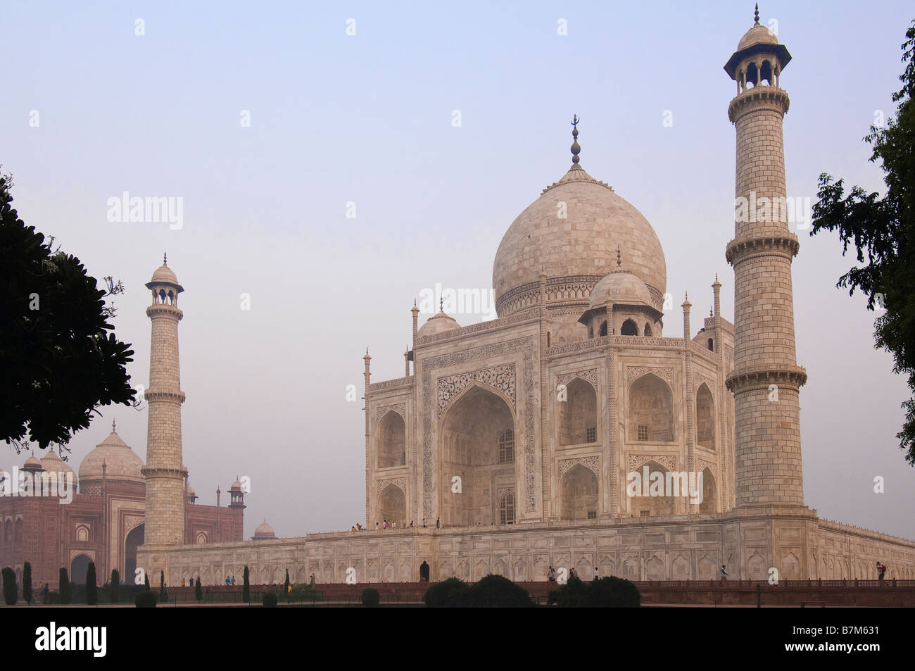 Taj mahal architecture hi-res stock photography and images - Alamy