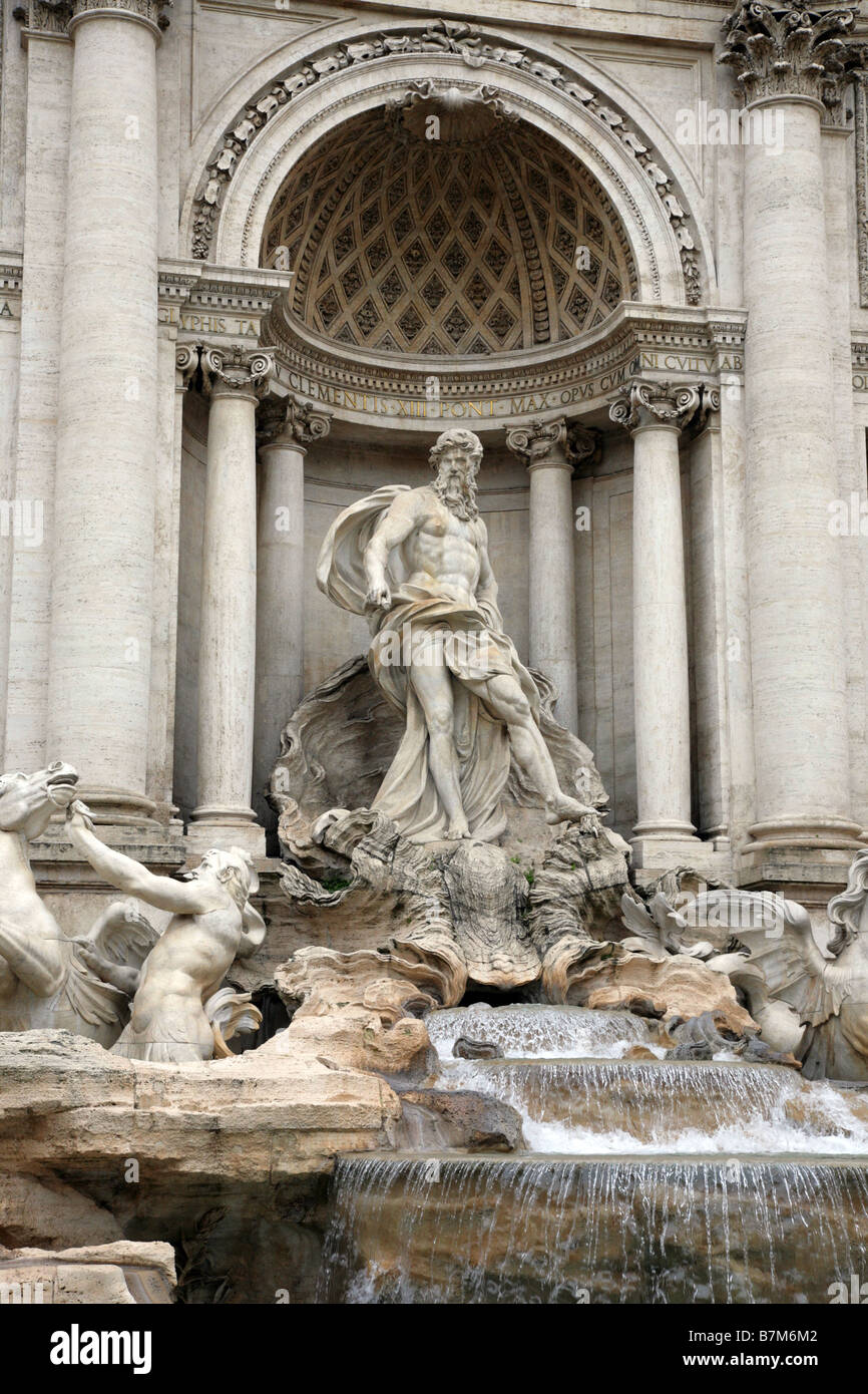 Baroque statue of neptune fountain hi-res stock photography and images ...