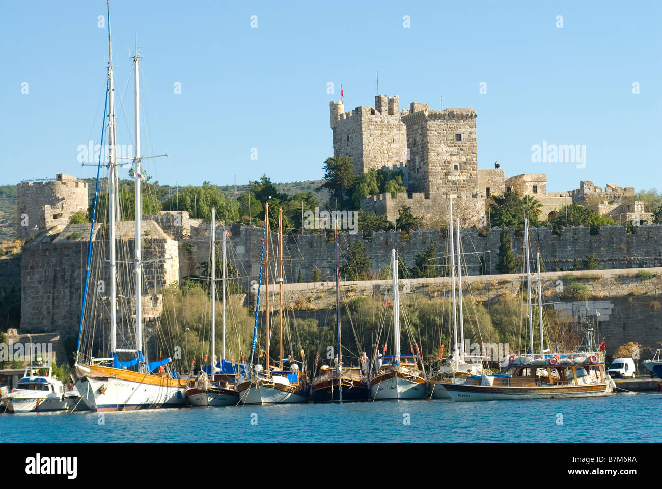 bodrum castle and boats Stock Photo - Alamy