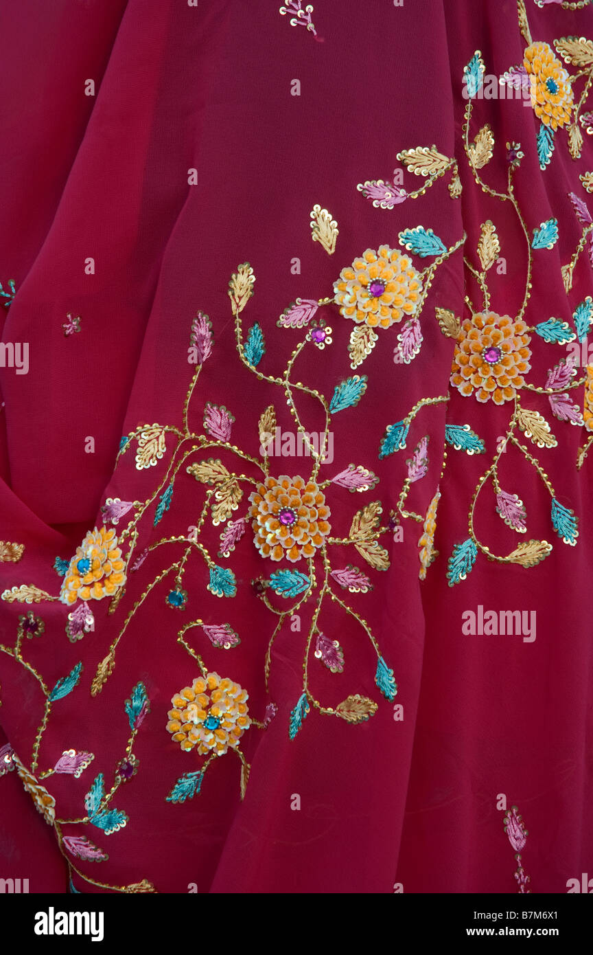 Indian Mature Woman Saree High Resolution Stock Photography and Images ...