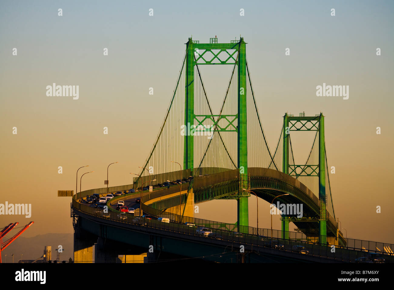 Vincent thomas bridge hi-res stock photography and images - Alamy