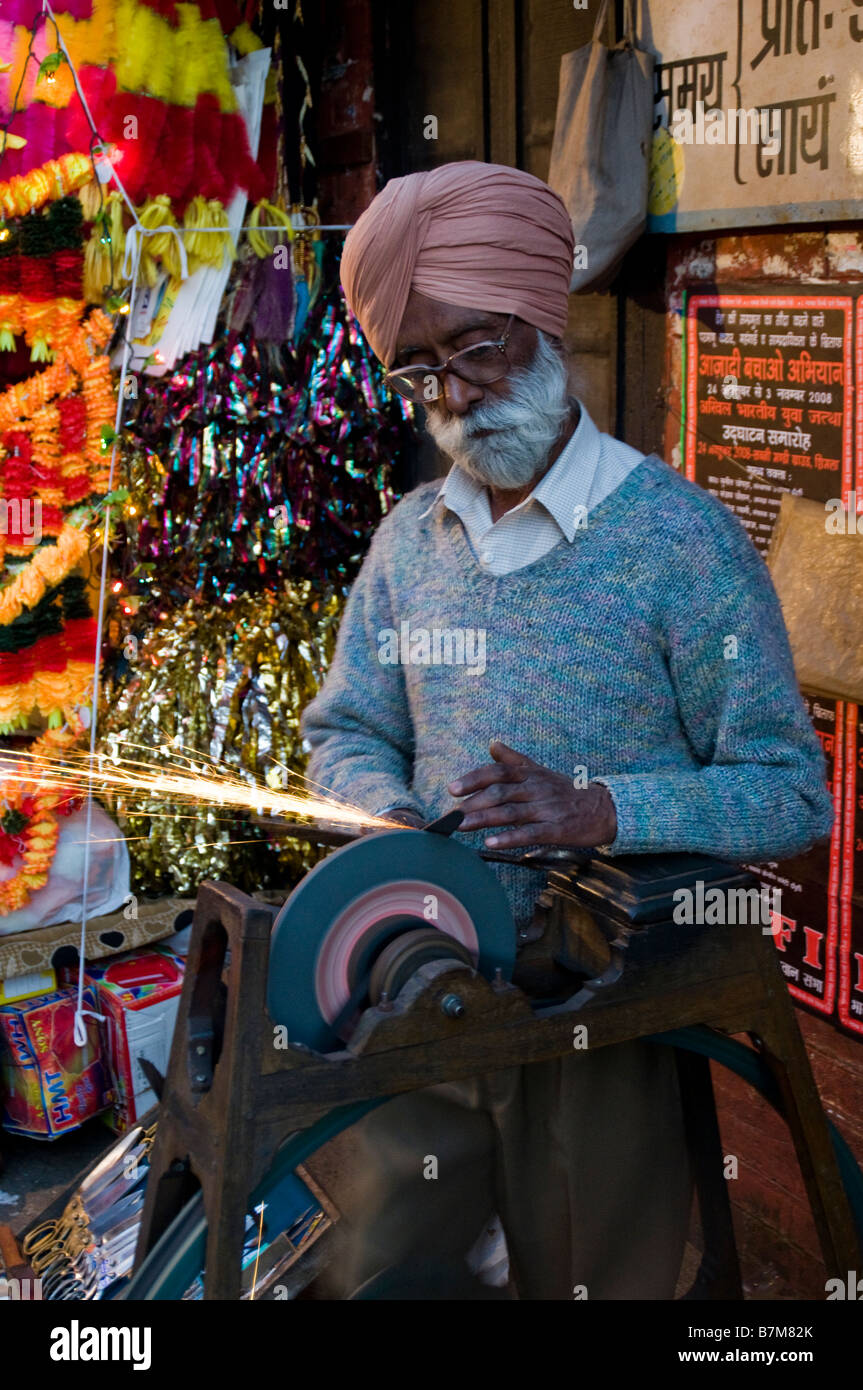 Station in shimla himachal hi-res stock photography and images - Alamy
