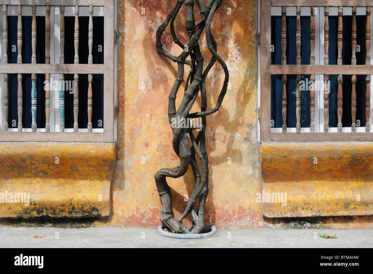 An architectural detail on a colonial era building in Cartagena ...