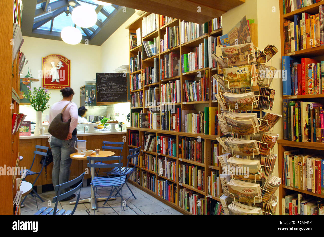 Cook books hi-res stock photography and images - Alamy