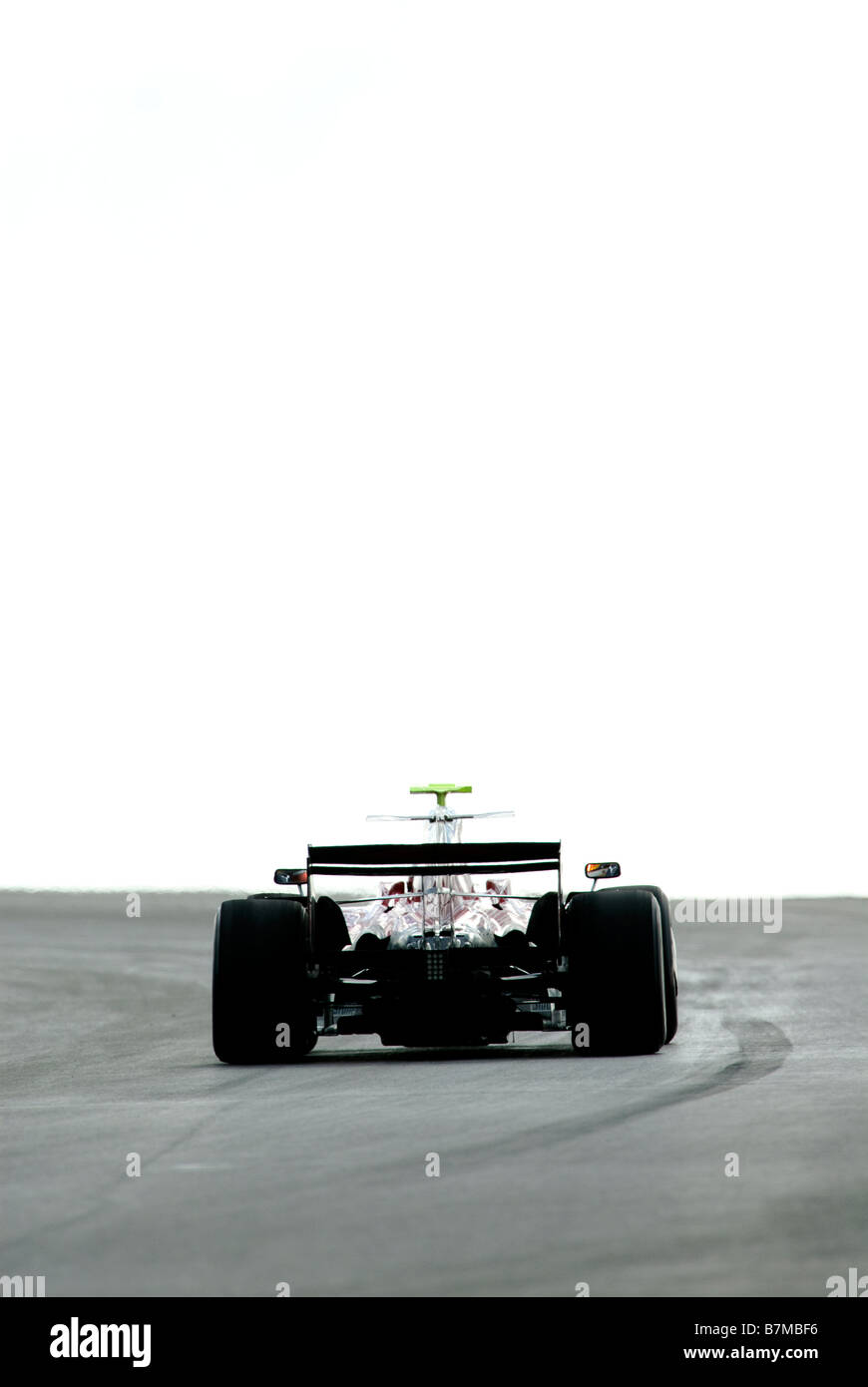 Formula race car down track hi-res stock photography and images - Alamy