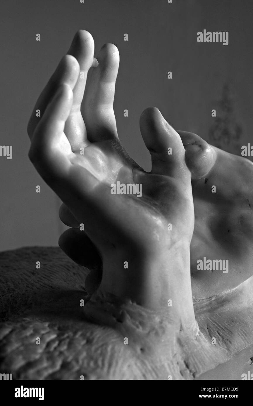 Hand in musee rodin hi-res stock photography and images - Alamy