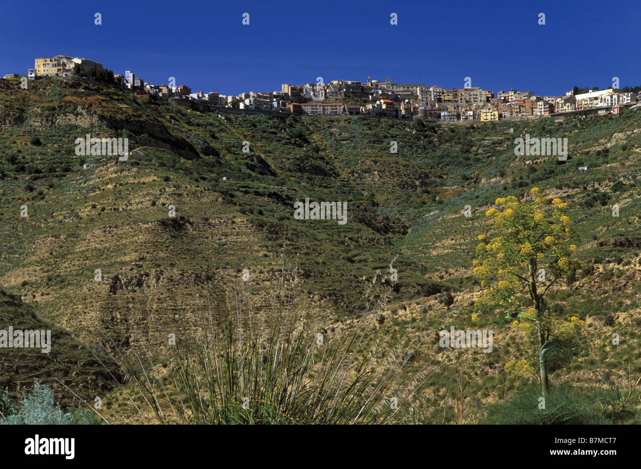 Hill town of Centuripe Sicily Italy Stock Photo - Alamy