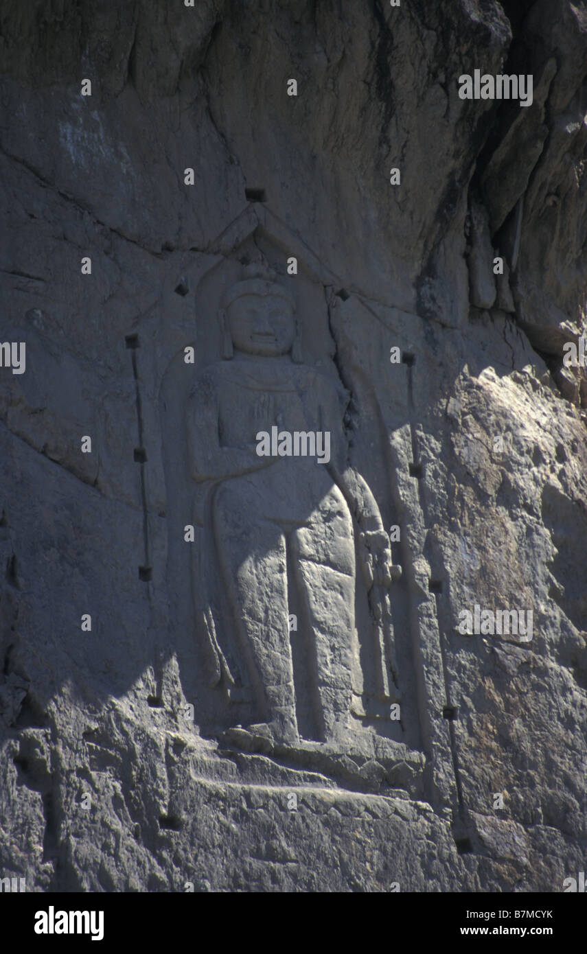 Buddhist statue pakistan hi-res stock photography and images - Alamy