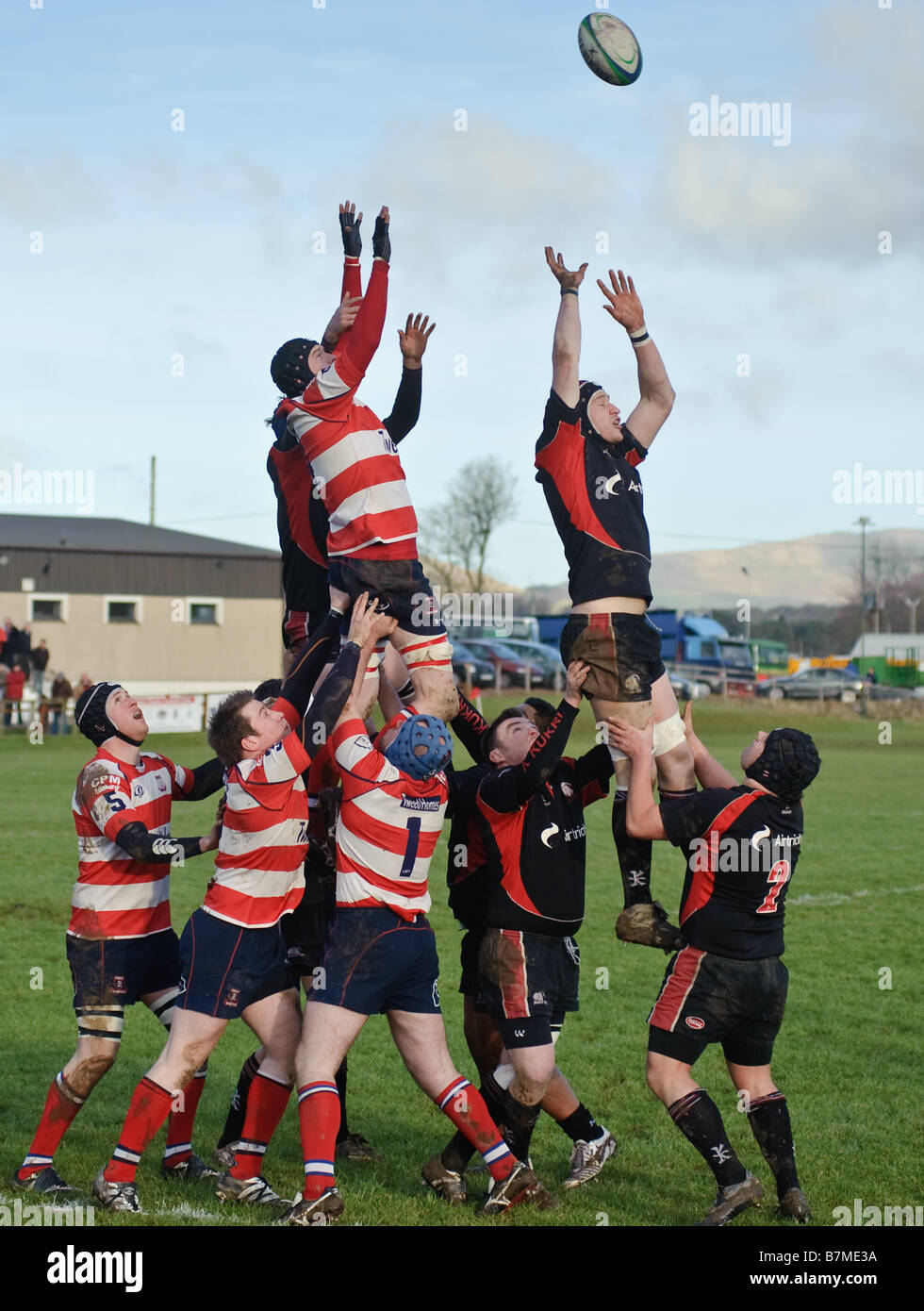 Scottish Rugby - Biggar v Peebles - line out action Stock Photo - Alamy