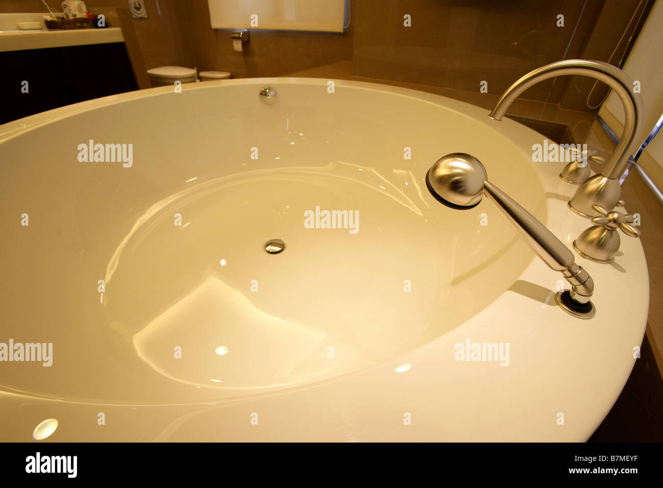 Bathtub with a view hi-res stock photography and images - Alamy