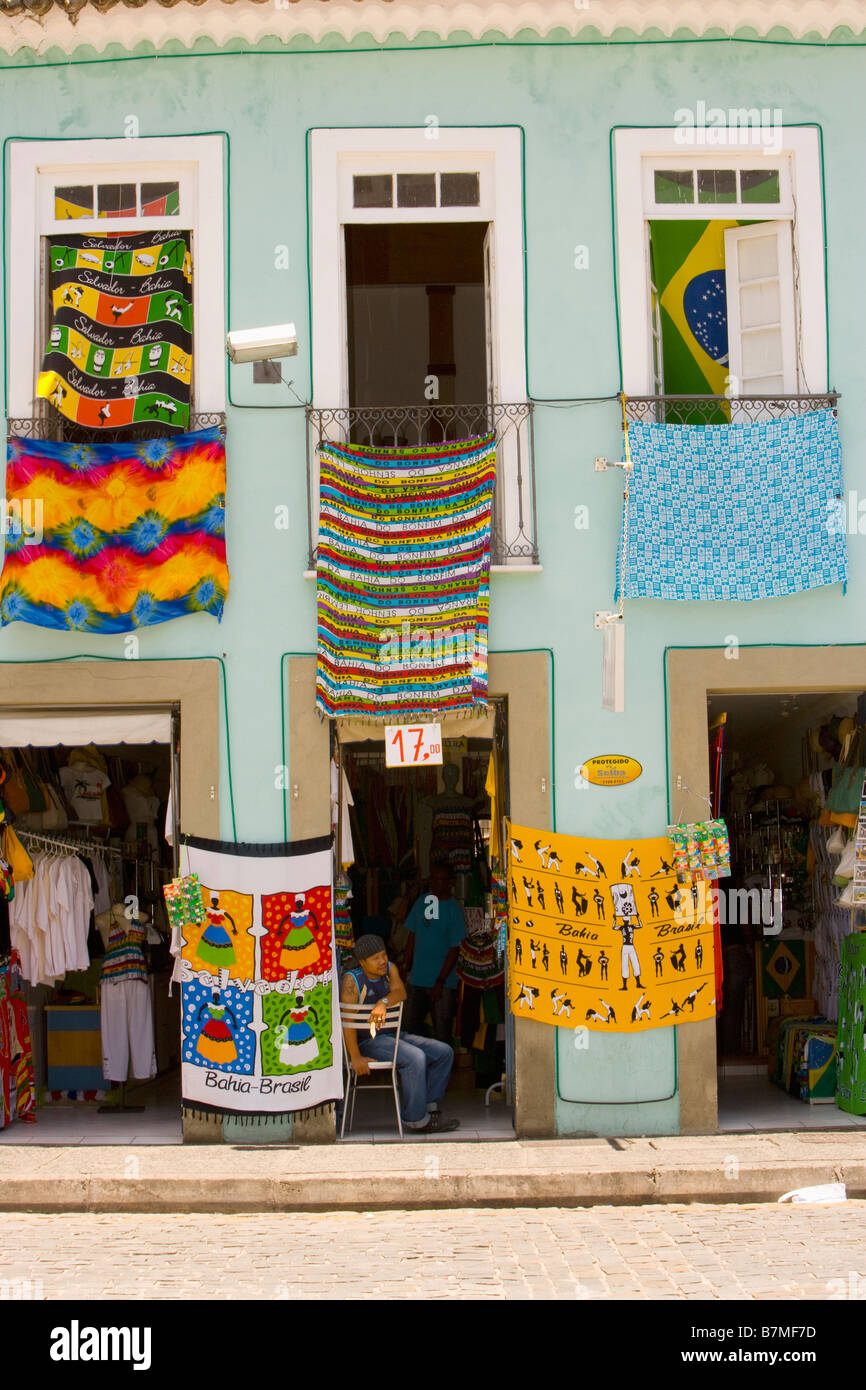 Shops for sale brazil hi-res stock photography and images - Alamy