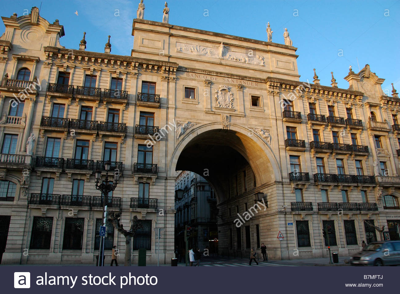 Headquarters Santander Bank Stock Photos & Headquarters Santander Bank ...