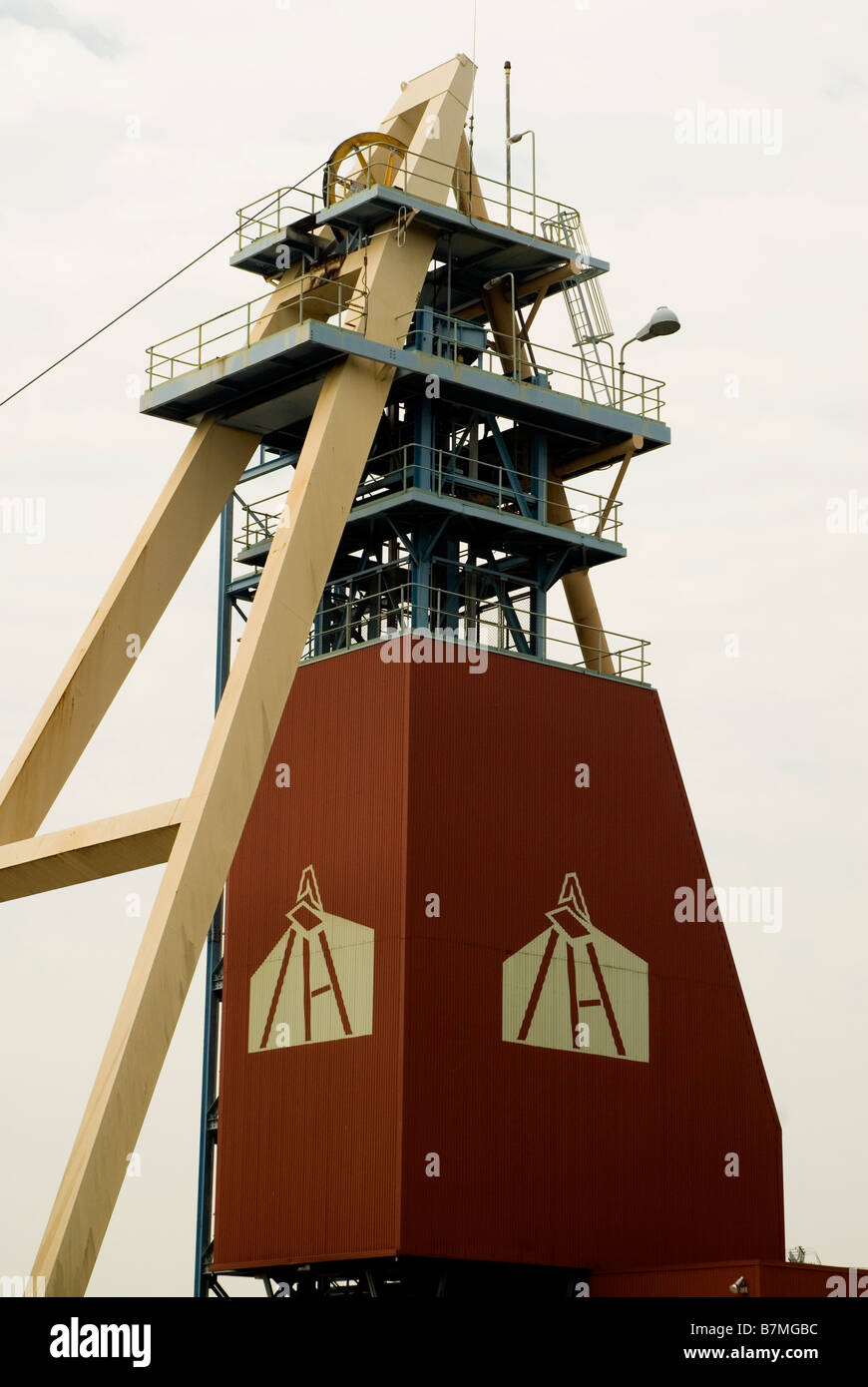 Gold mine headframe at Beaconsfield , Tasmania , Australia Stock Photo ...