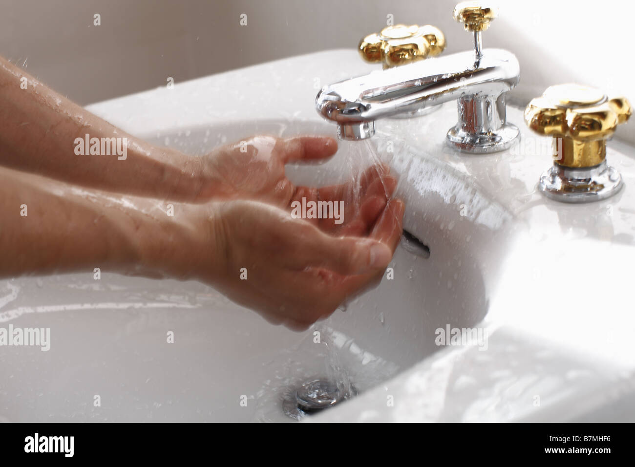 Washing your upper arm hi-res stock photography and images - Alamy