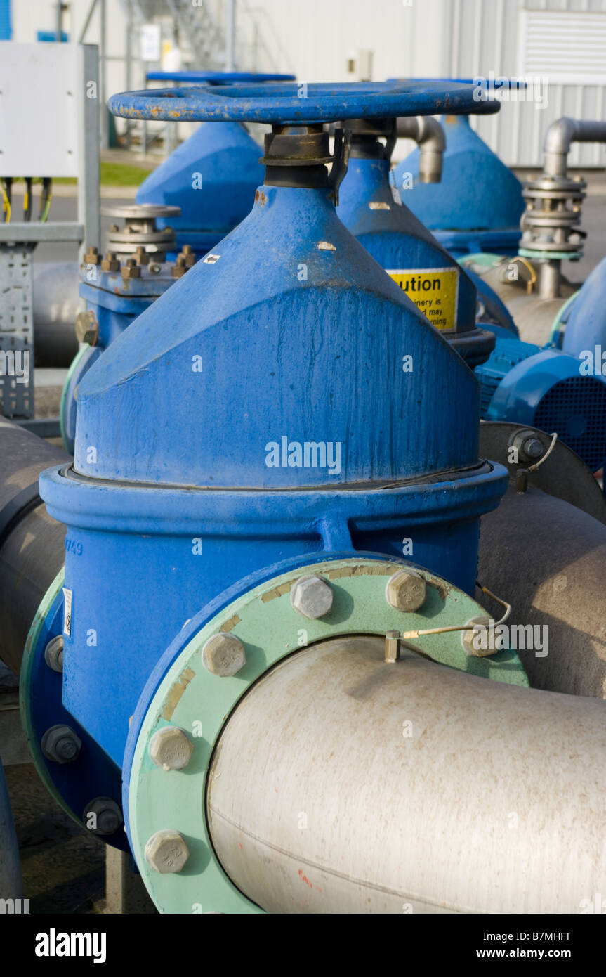 Pipe couplings hi-res stock photography and images - Alamy