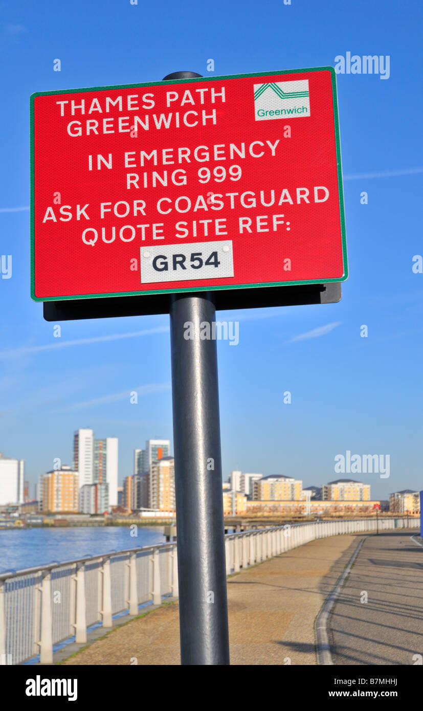 Thames Path sign Greeenwich London United Kingdom Stock Photo - Alamy