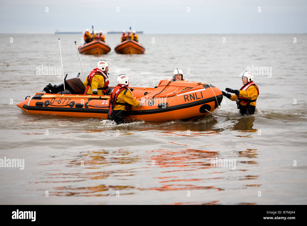 RNLI Life Boats on the Boxing Day Dip 26 12 2008 at Redcar Cleveland ...