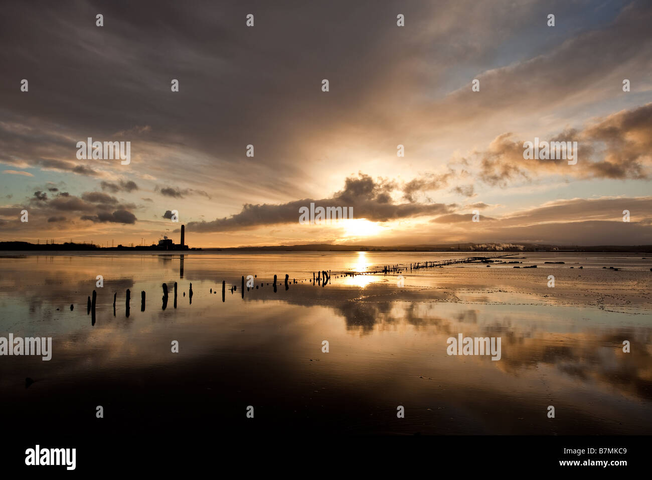 Longannet power station Grangemouth forth estuary scotland uk Stock ...