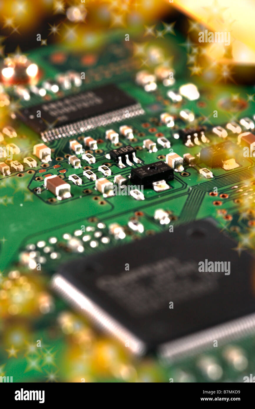 Connecting circuit boards hi-res stock photography and images - Alamy