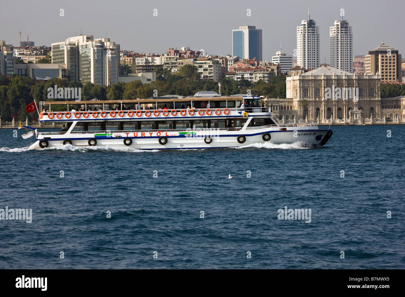Ferry Boat Crossing Istanbul Turkey Stock Photo - Alamy
