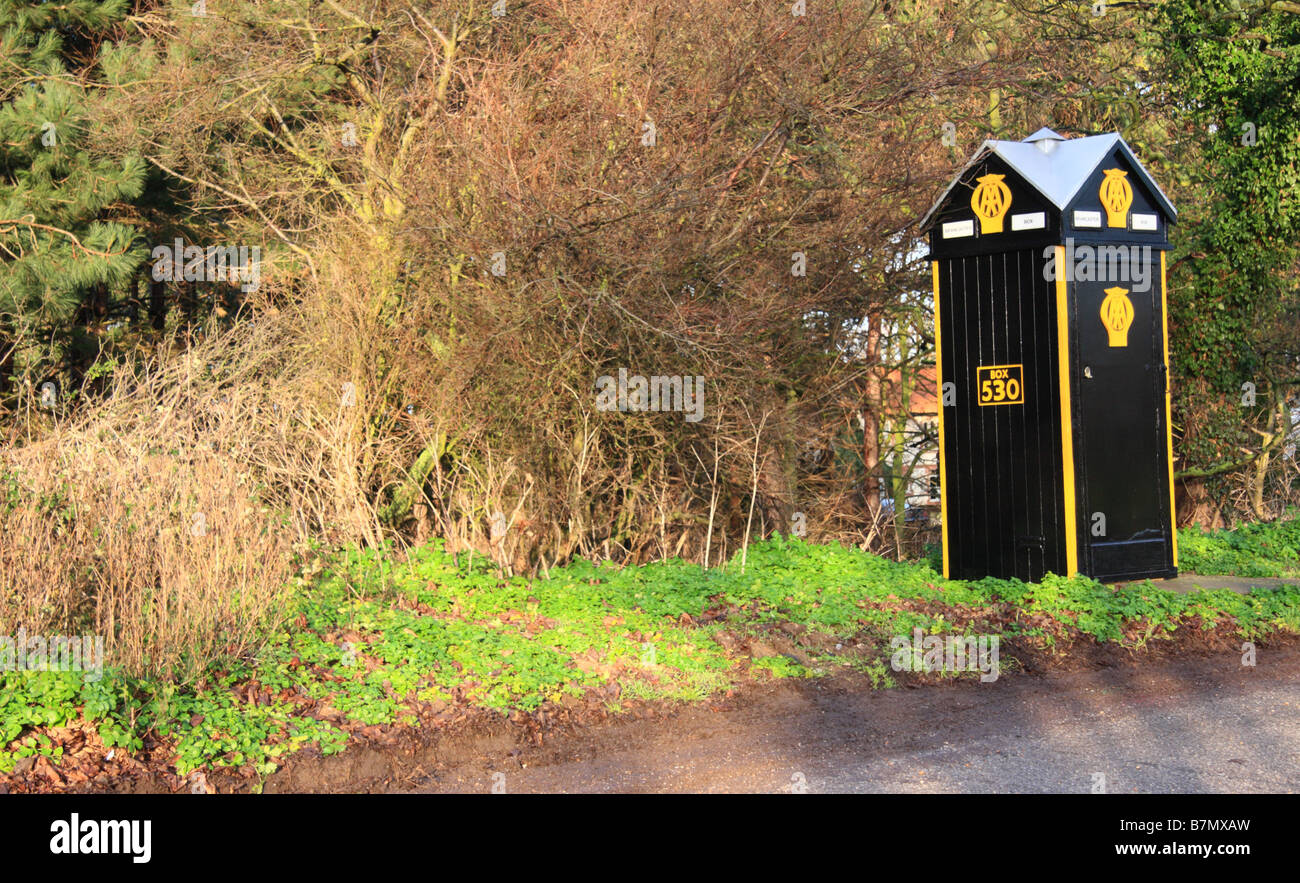 Old automobile association telephone box hi-res stock photography and ...
