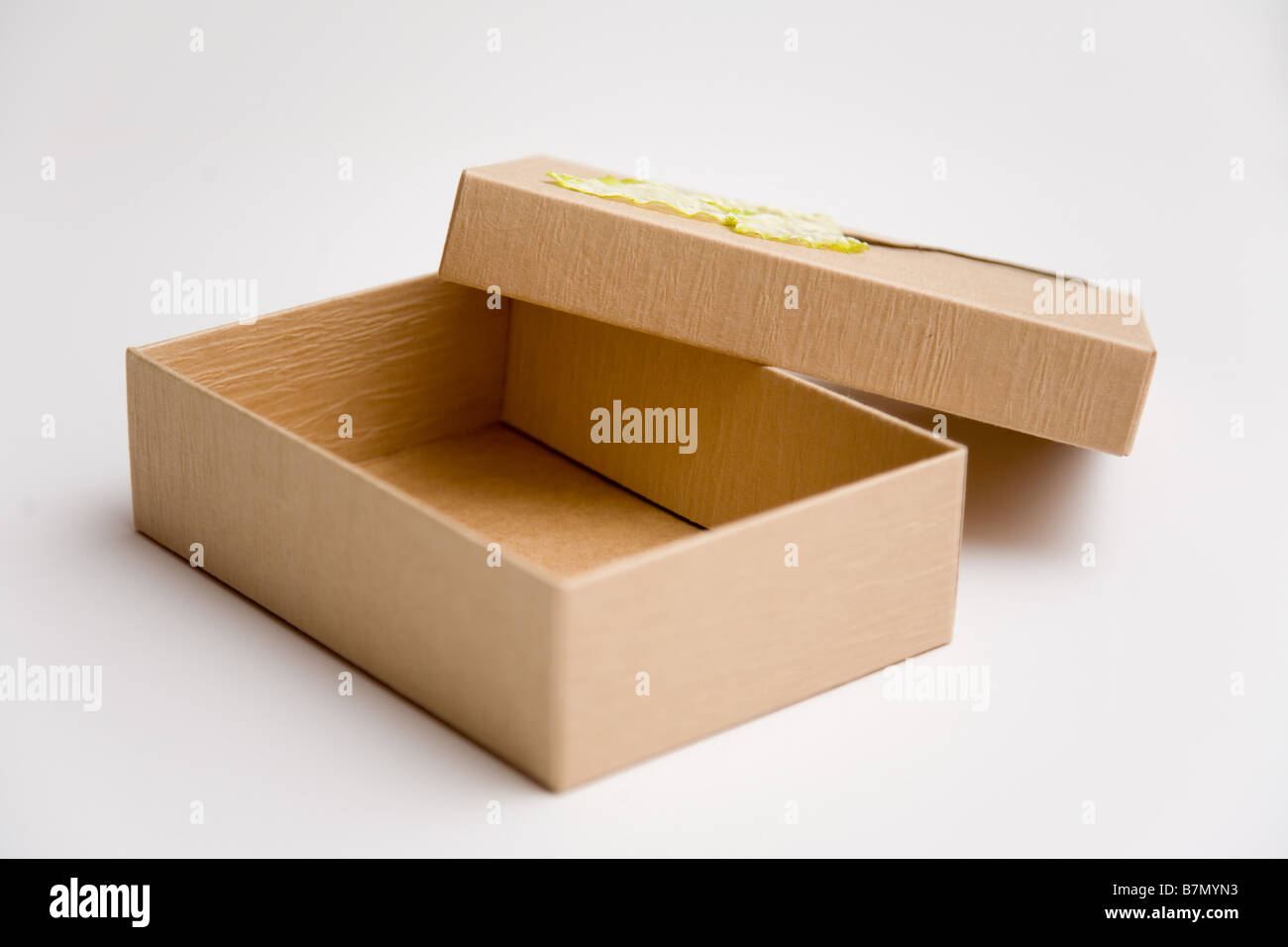 Empty gift box hi-res stock photography and images - Alamy
