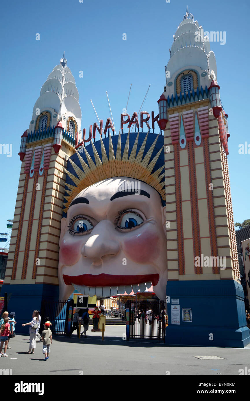 Luna park nsw australia funfair hi-res stock photography and images - Alamy