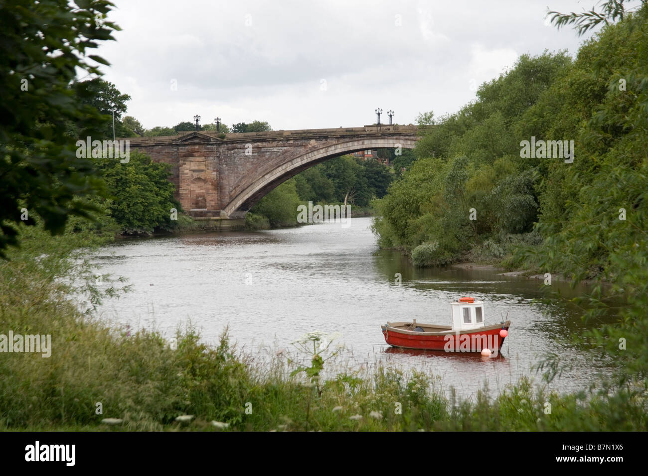 Grosvenor Bridge over the River Dee in Chester, England Stock Photo - Alamy