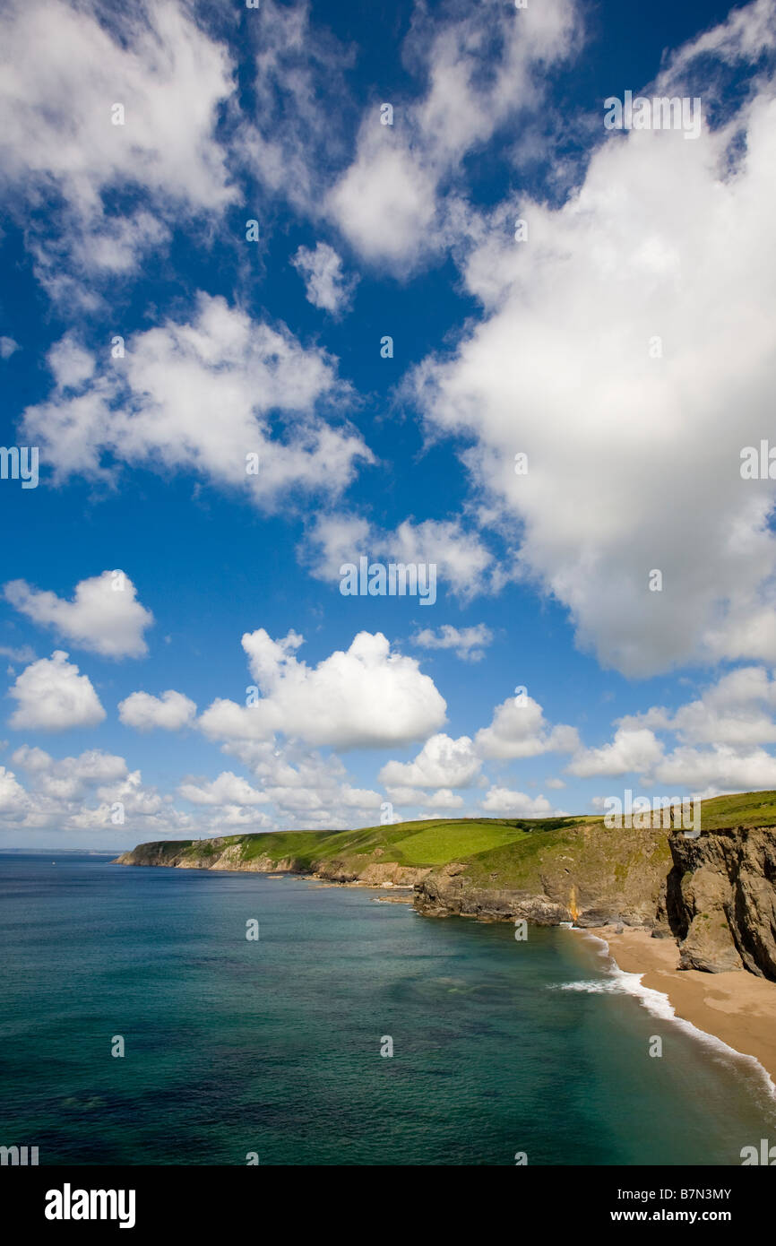 Trewavas cliff hi-res stock photography and images - Alamy