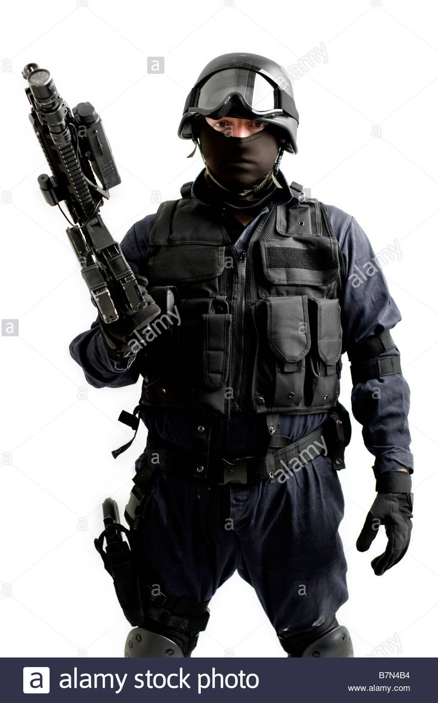 a tactical police officer Stock Photo: 21977400 - Alamy