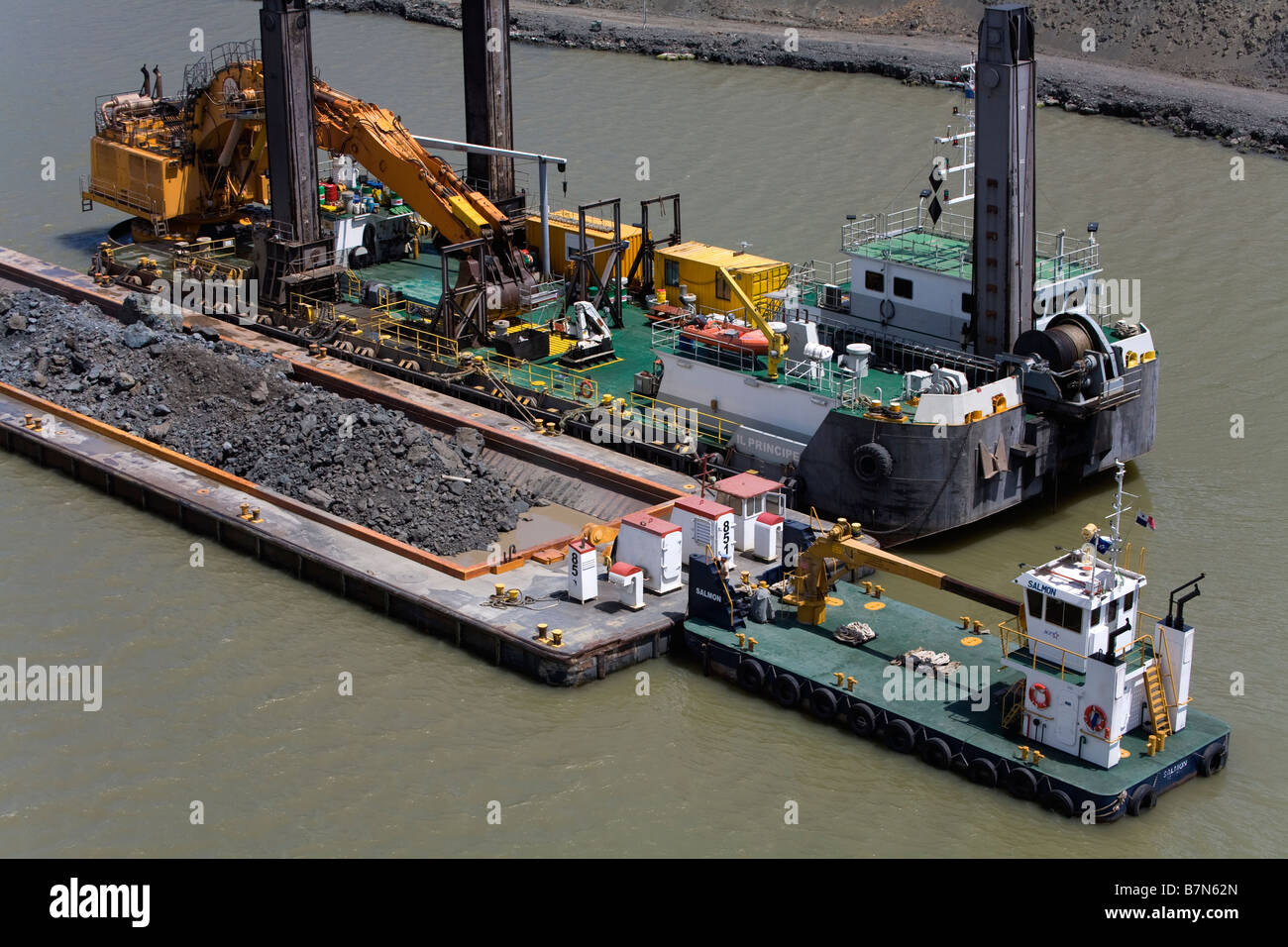 Dredger Gaillard Cut Widening Project Panama Canal Panama Central ...