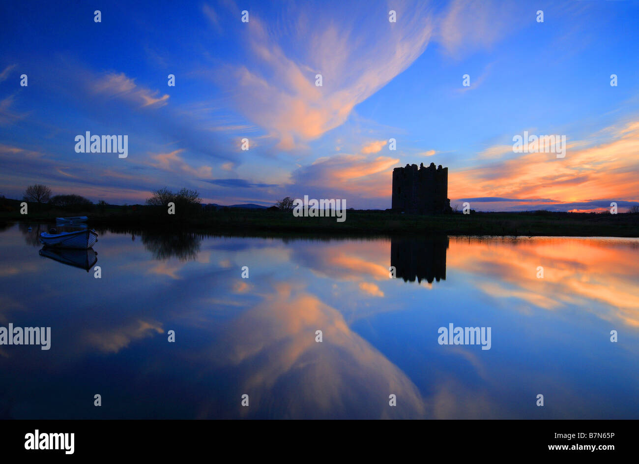 Castles of dumfrieshire hi-res stock photography and images - Alamy