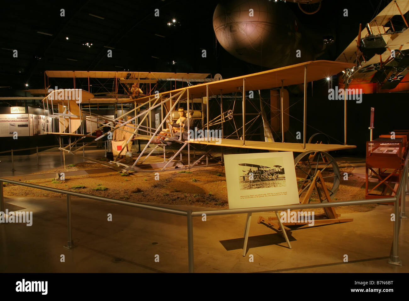 Wright 1909 Military Flyer Airplane Stock Photo - Alamy