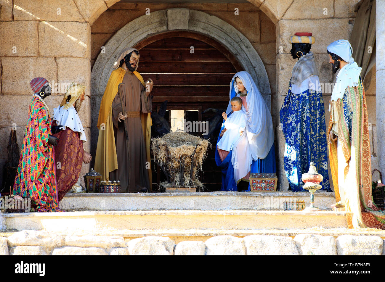 Nativity scene in Saint Peter's Square in Rome, Italy Stock Photo - Alamy