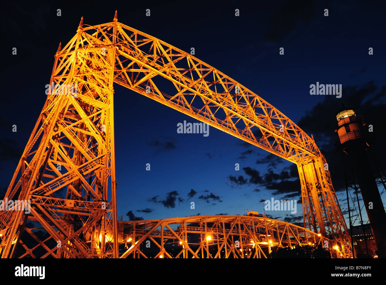 Aerial lift bridge duluth hi-res stock photography and images - Alamy
