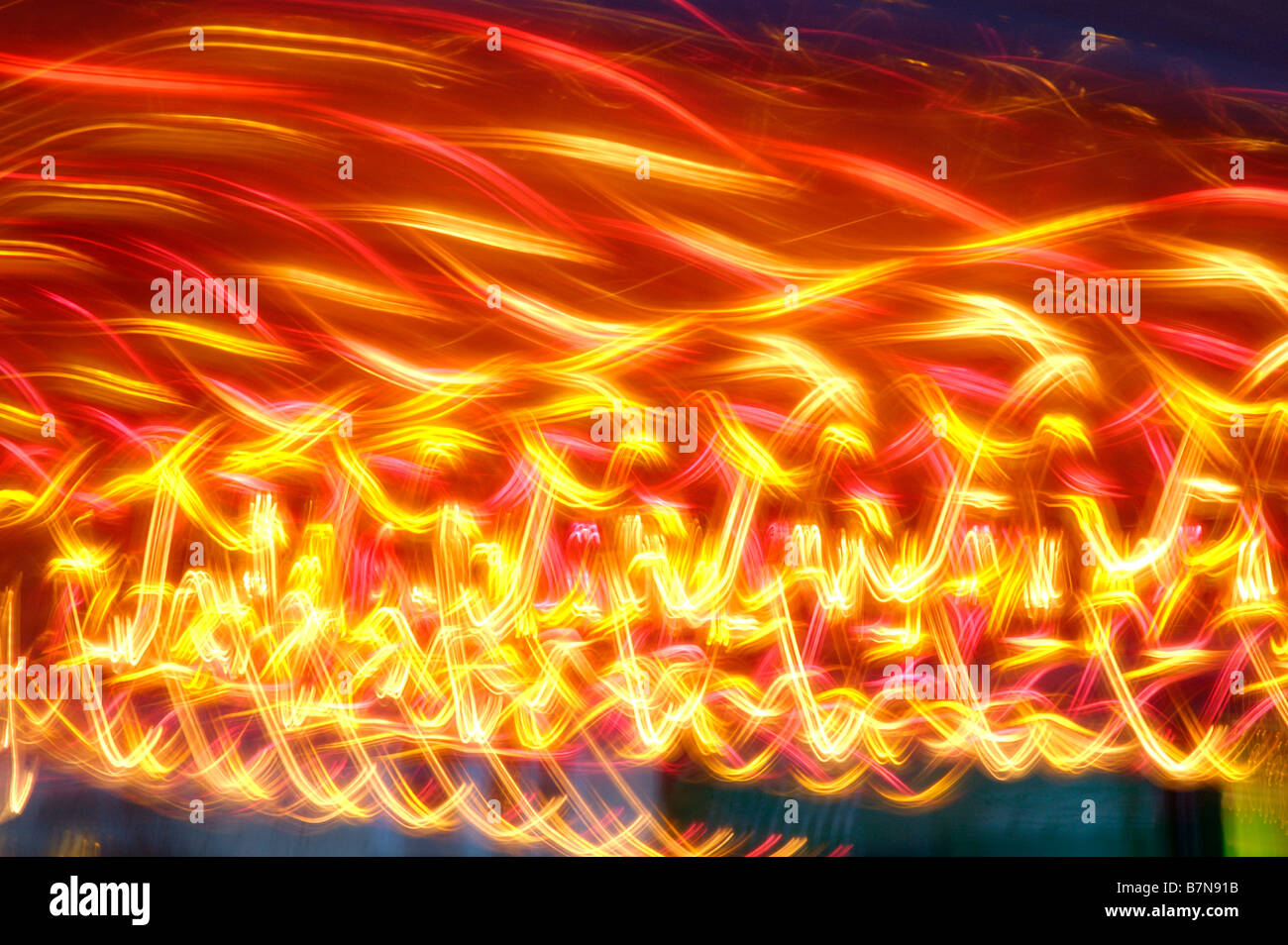 Dynamic light patterns curved motion hi-res stock photography and ...