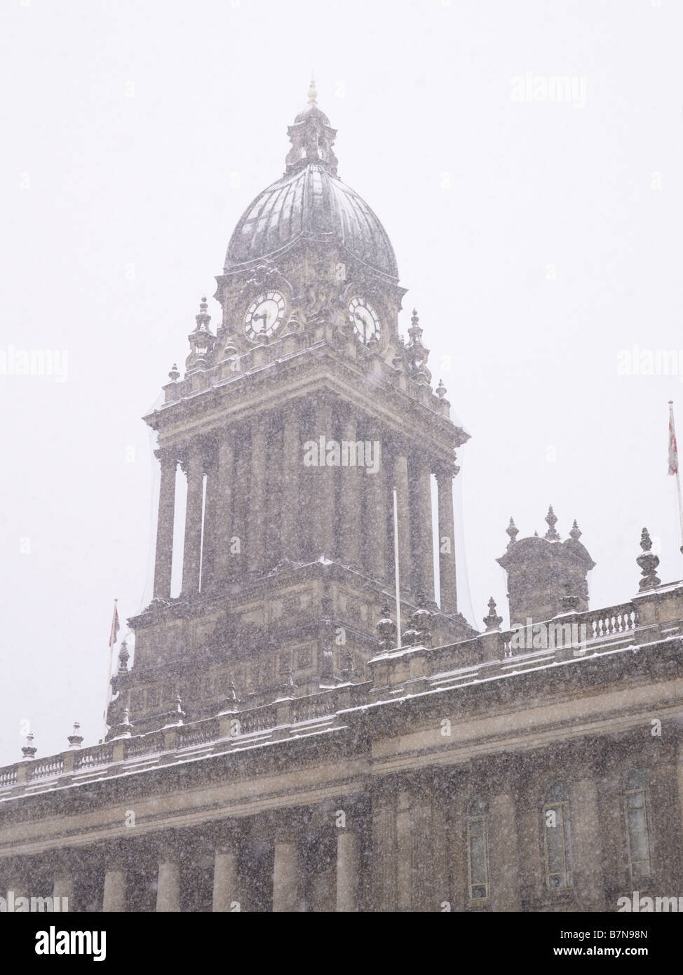 Snow covered Leeds Town Hall Stock Photo - Alamy