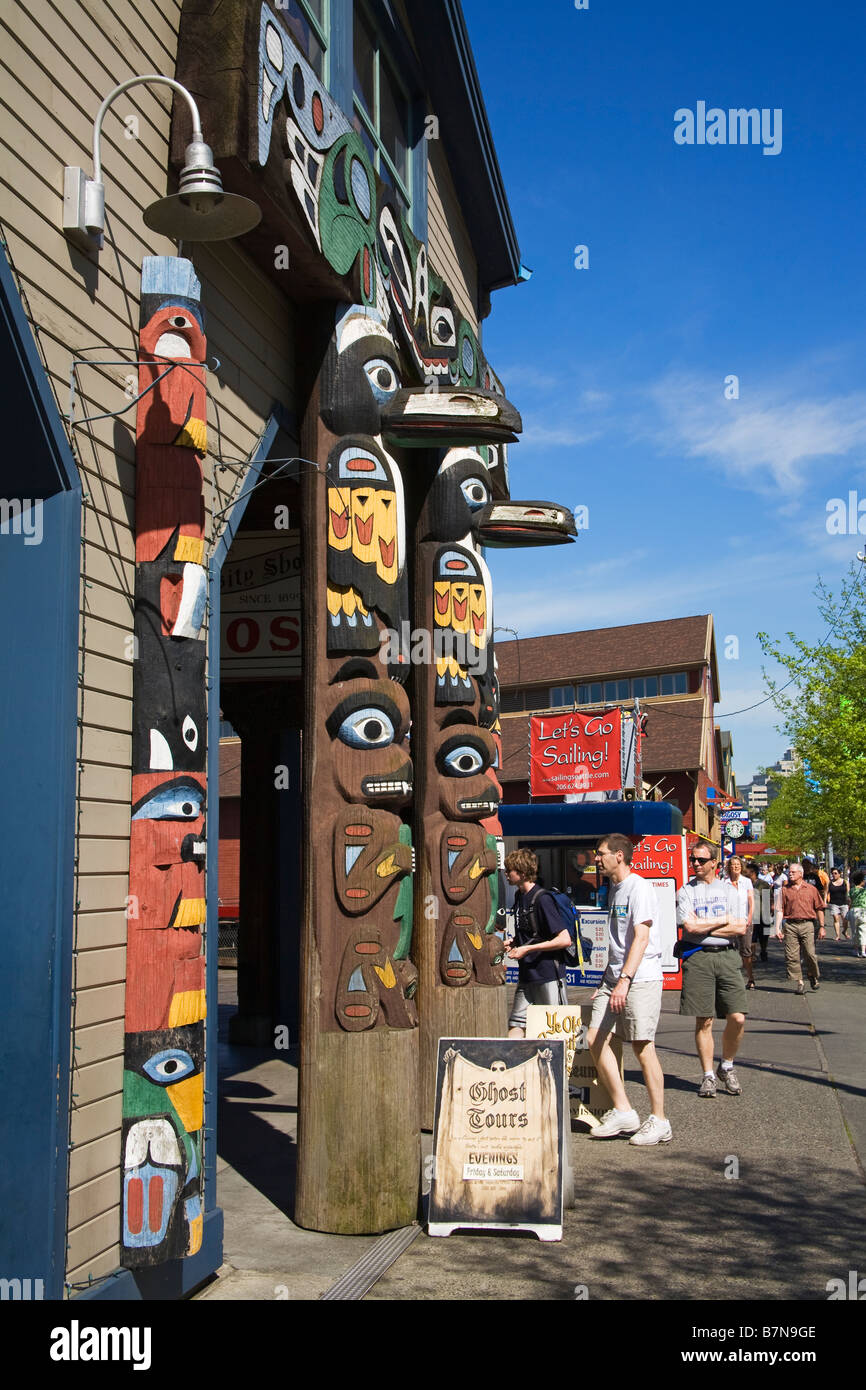 Totem Pole on Store Pier 54 Seattle Washington State USA Stock Photo ...