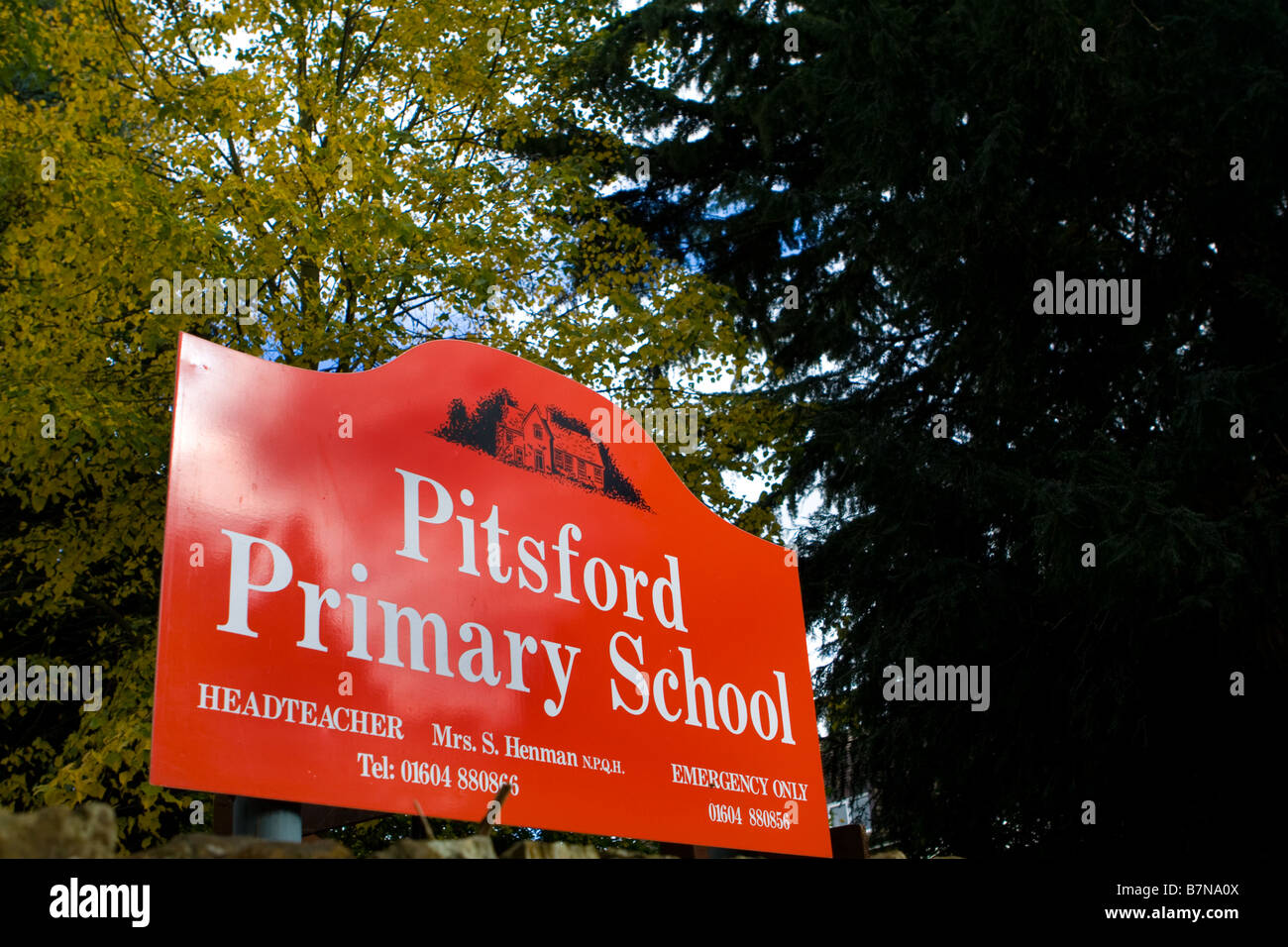Primary School Sign High Resolution Stock Photography and Images - Alamy