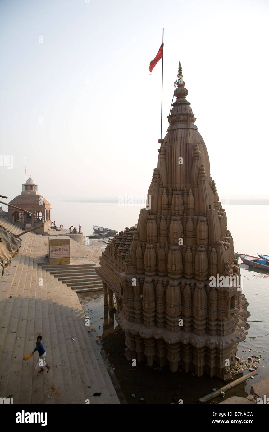 Ghats on the River Ganges, Varanasi, Uttar Pradesh, India, Indian ...