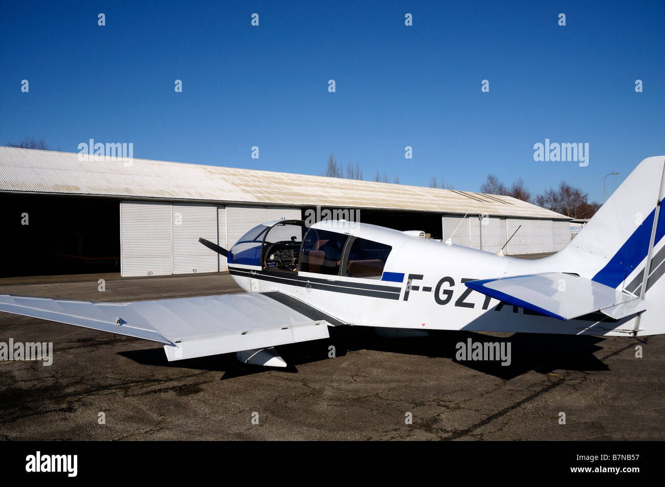 Stock photo of a Robin Dauphin 4 light aircraft Stock Photo - Alamy