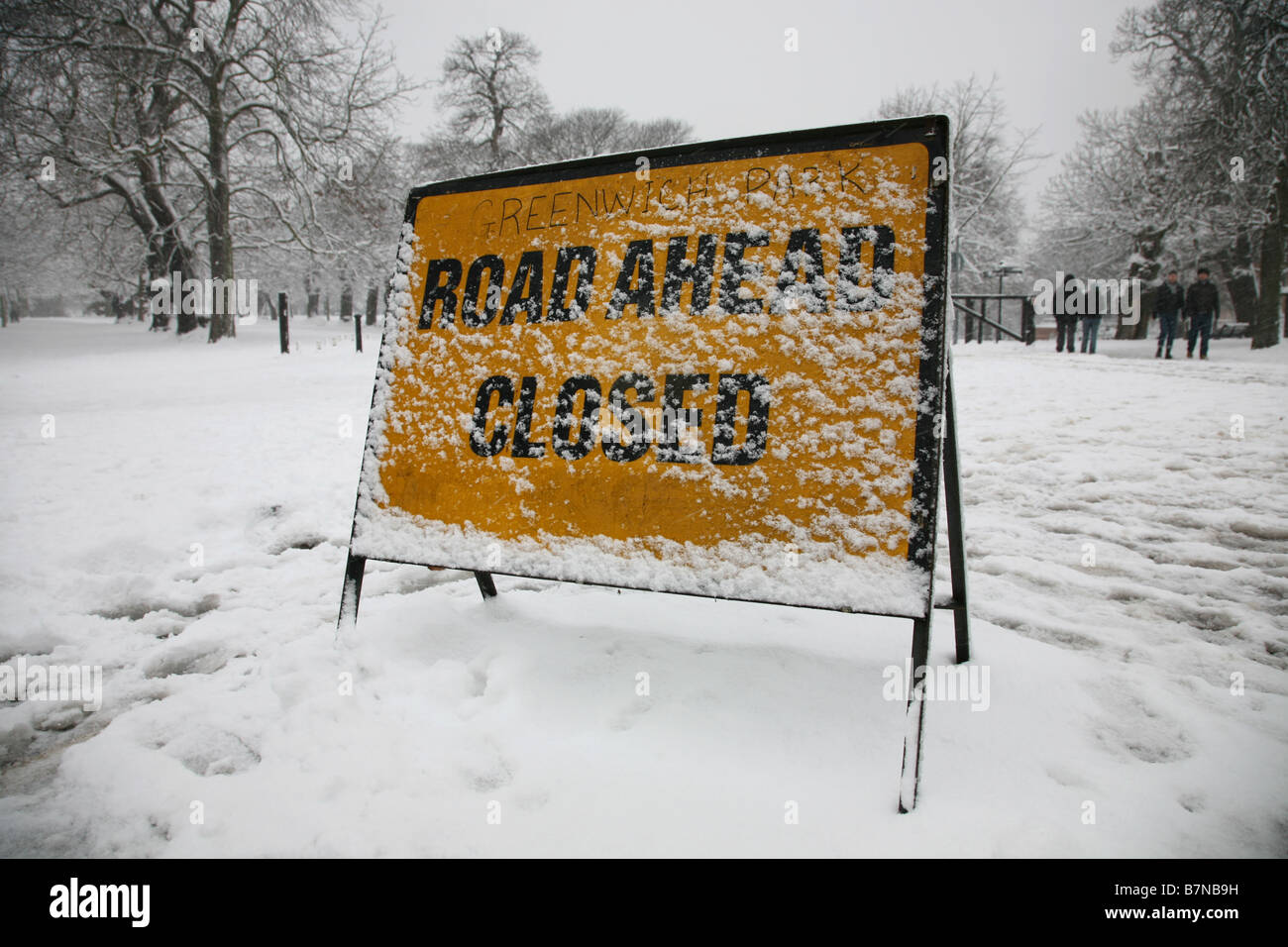 Snow and slippery road warning signs hi-res stock photography and ...