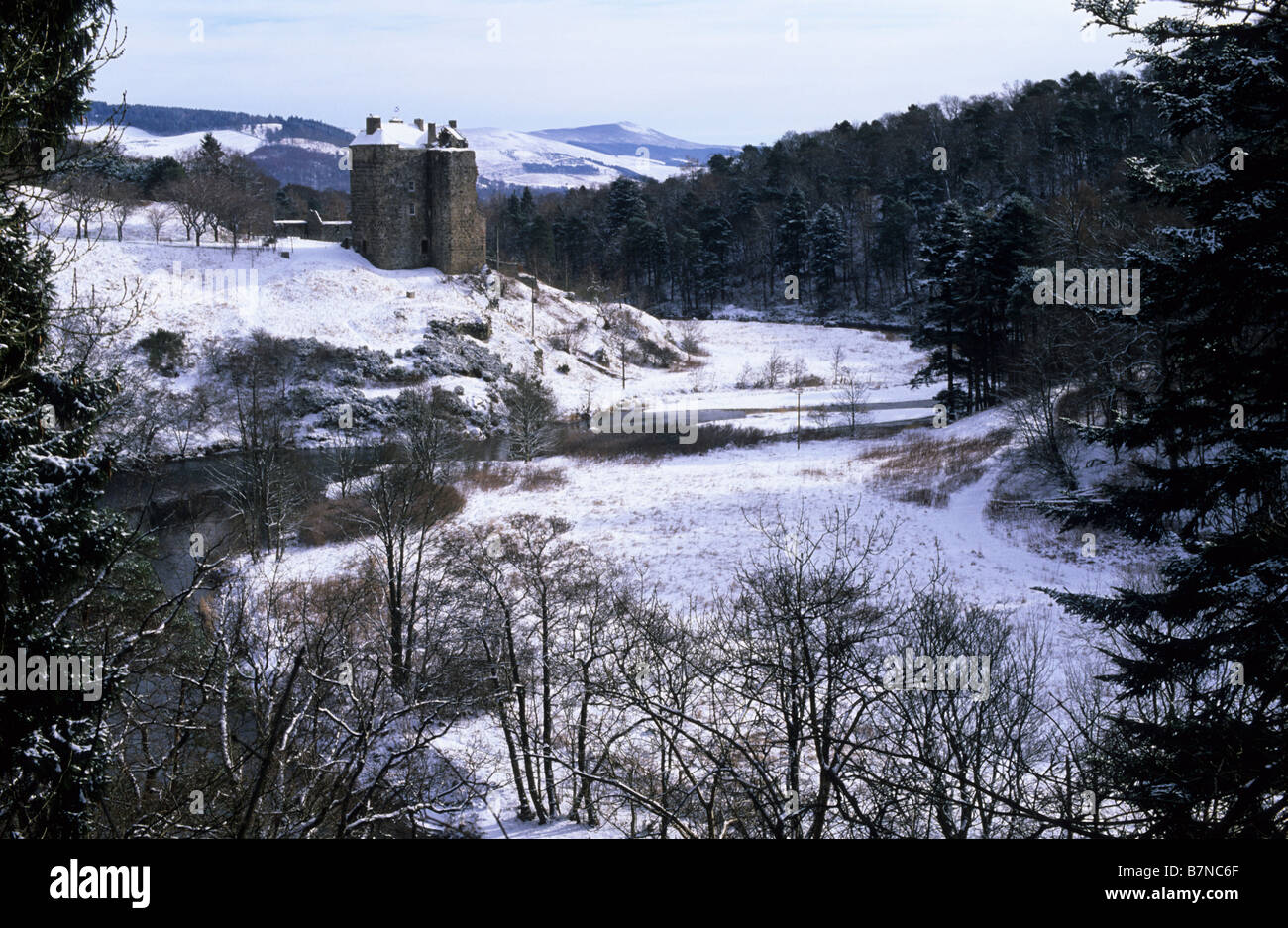 Neidpath Castle after winter snowfall, River Tweed, Peebles, Scottish ...