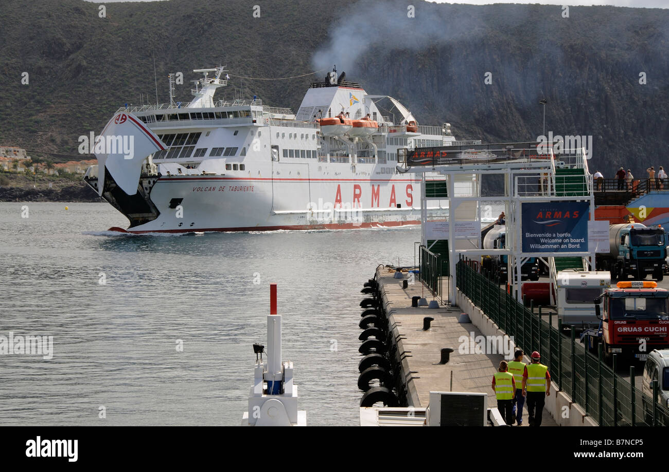 Roro inter island ferry arriving in port with bow door open Los ...