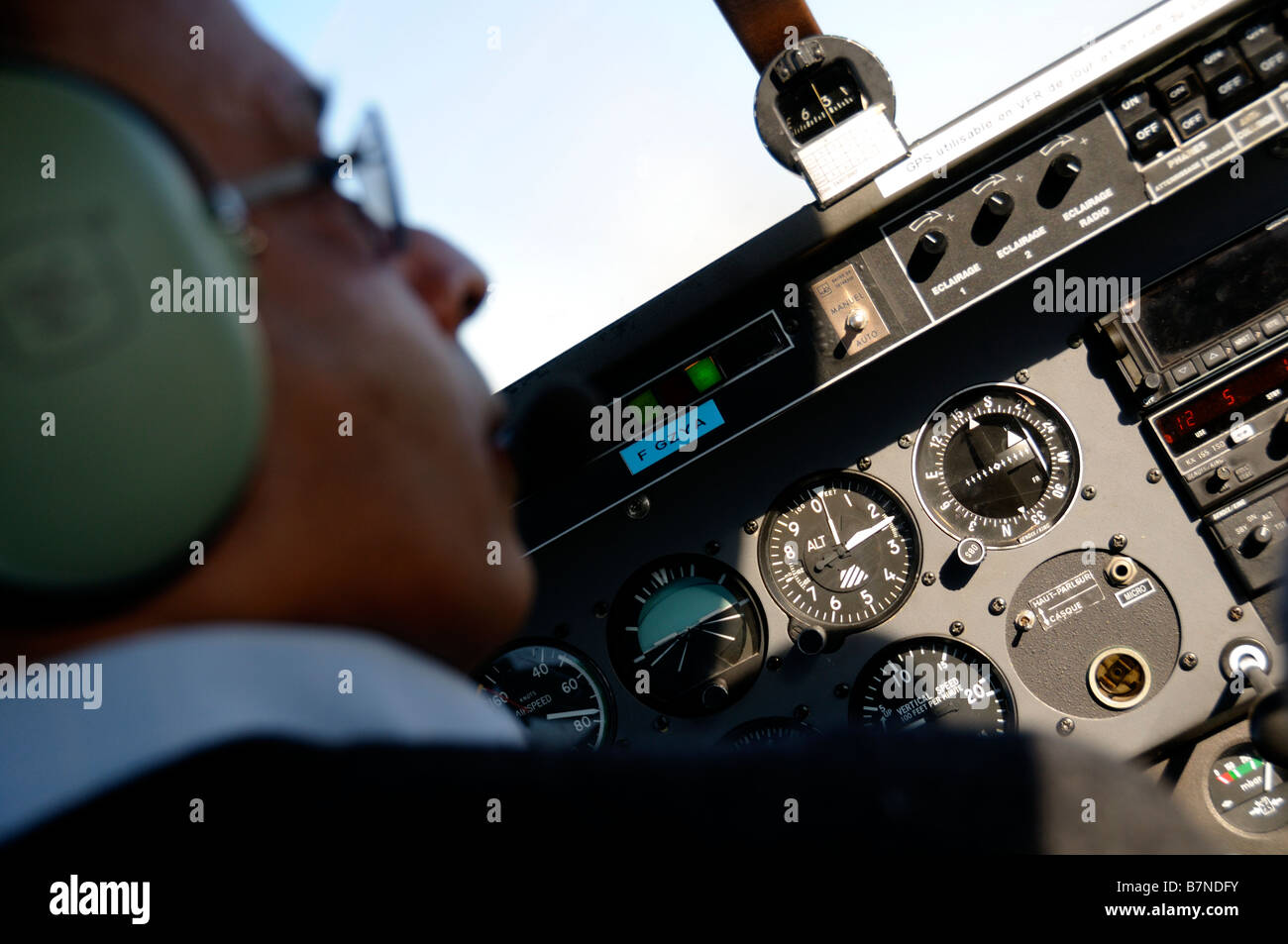 Robin light aircraft hi-res stock photography and images - Alamy