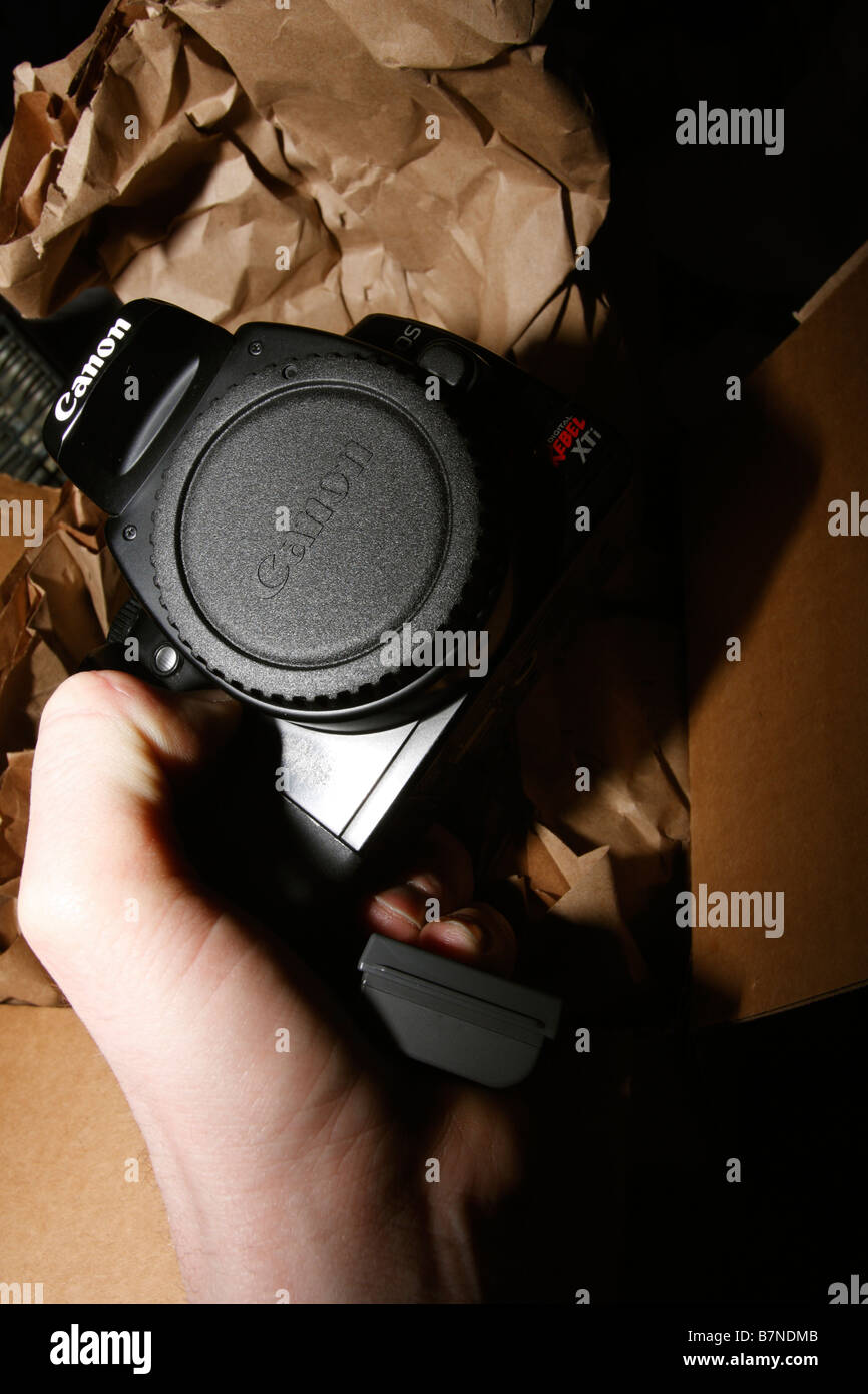 Canon dslr box hi-res stock photography and images - Alamy