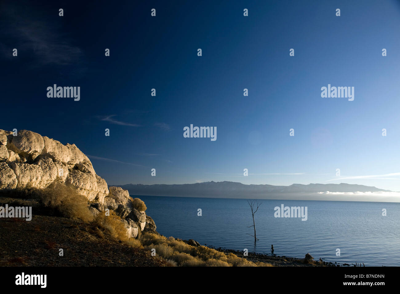 Pyramid lake nevada hi-res stock photography and images - Alamy