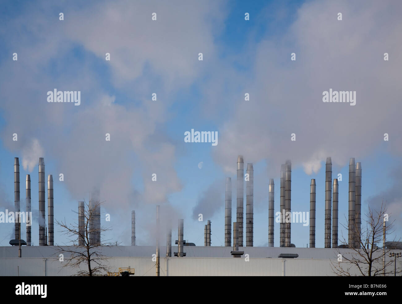 Smoke pollution smokestack hi-res stock photography and images - Alamy