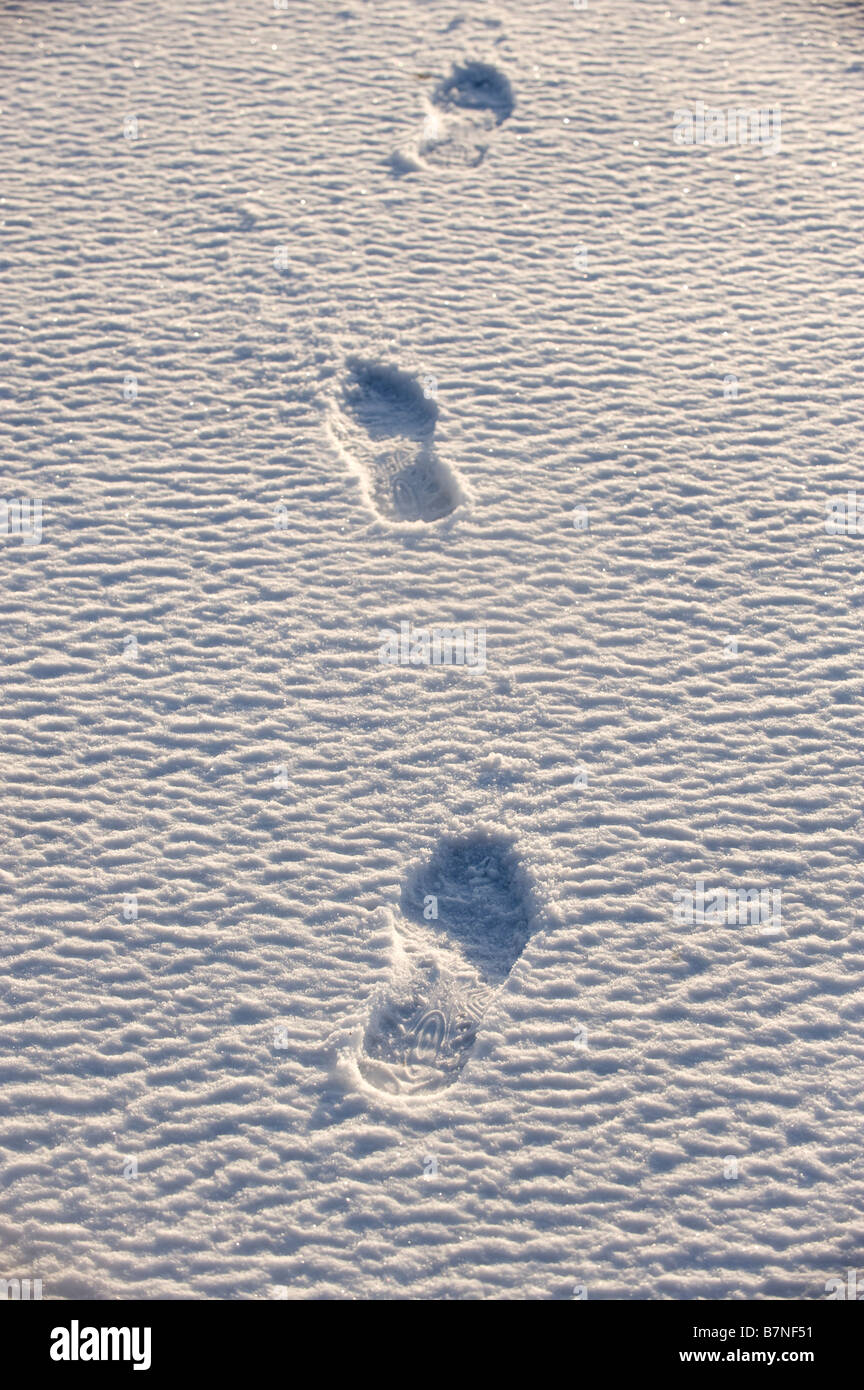 Boot print in snow hi-res stock photography and images - Alamy